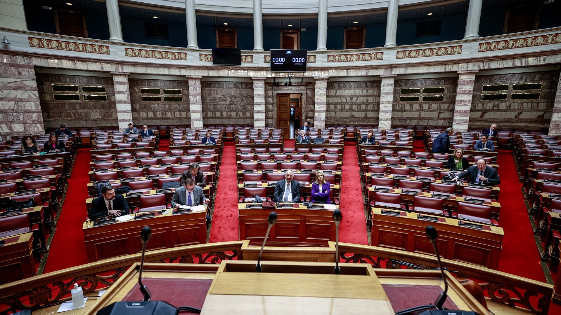 Αυλαία στην εξεταστική για τα Τέμπη: Εγκρίθηκε το πόρισμα της ΝΔ ...