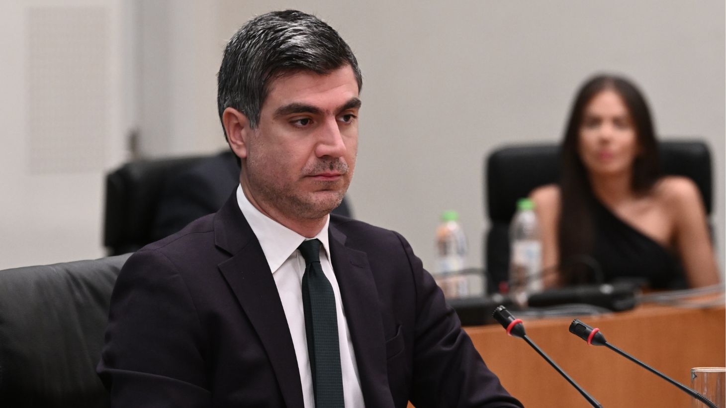 Γλαβίνας: Εικόνα εσωστρέφειας που αδικεί το ΠΑΣΟΚ και απογοητεύει τον ...