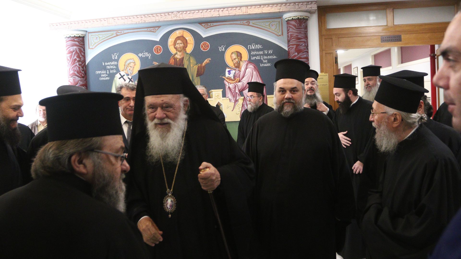 Ιερώνυμος για γάμο ομοφύλων: «Θα τοποθετηθεί η Ιερά Σύνοδος την ...
