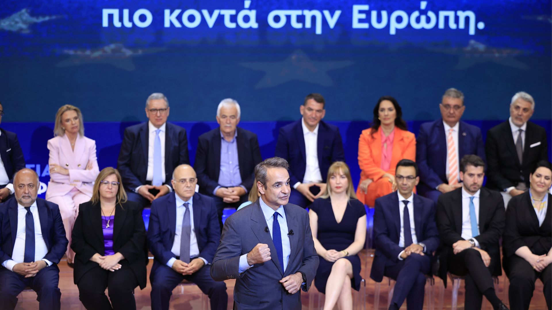 Η κυβέρνηση αλλάζει τακτική ενόψει ευρωεκλογών | topontiki.gr