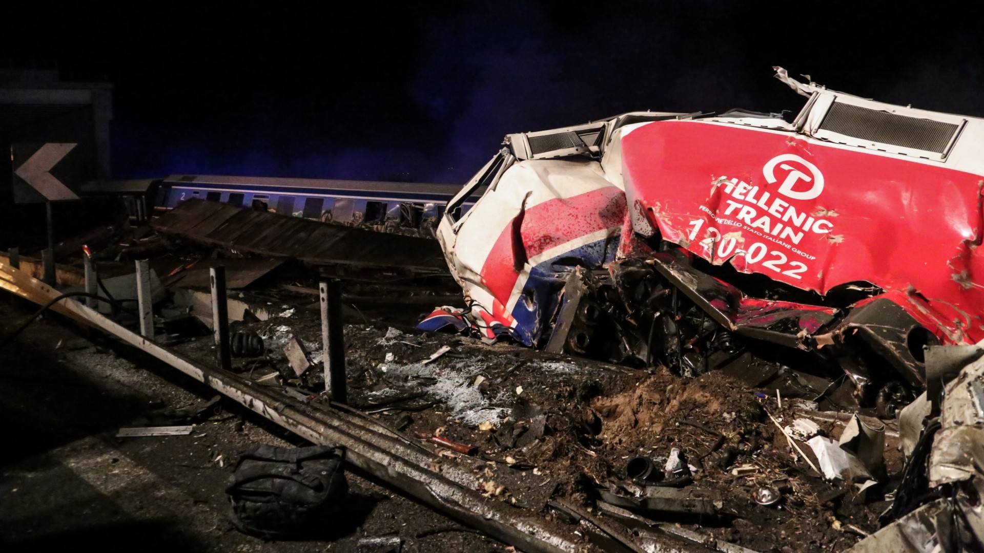 Εως 30 άτομα πέθαναν από τη φωτιά» στα Τέμπη: Για αδιαμφισβήτητα ...