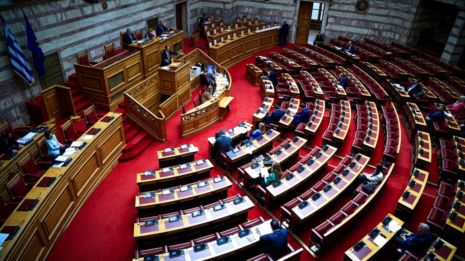 ΣΥΡΙΖΑ: Αίτημα για ονομαστική ψηφοφορία για τους δικαστικούς χάρτες ...