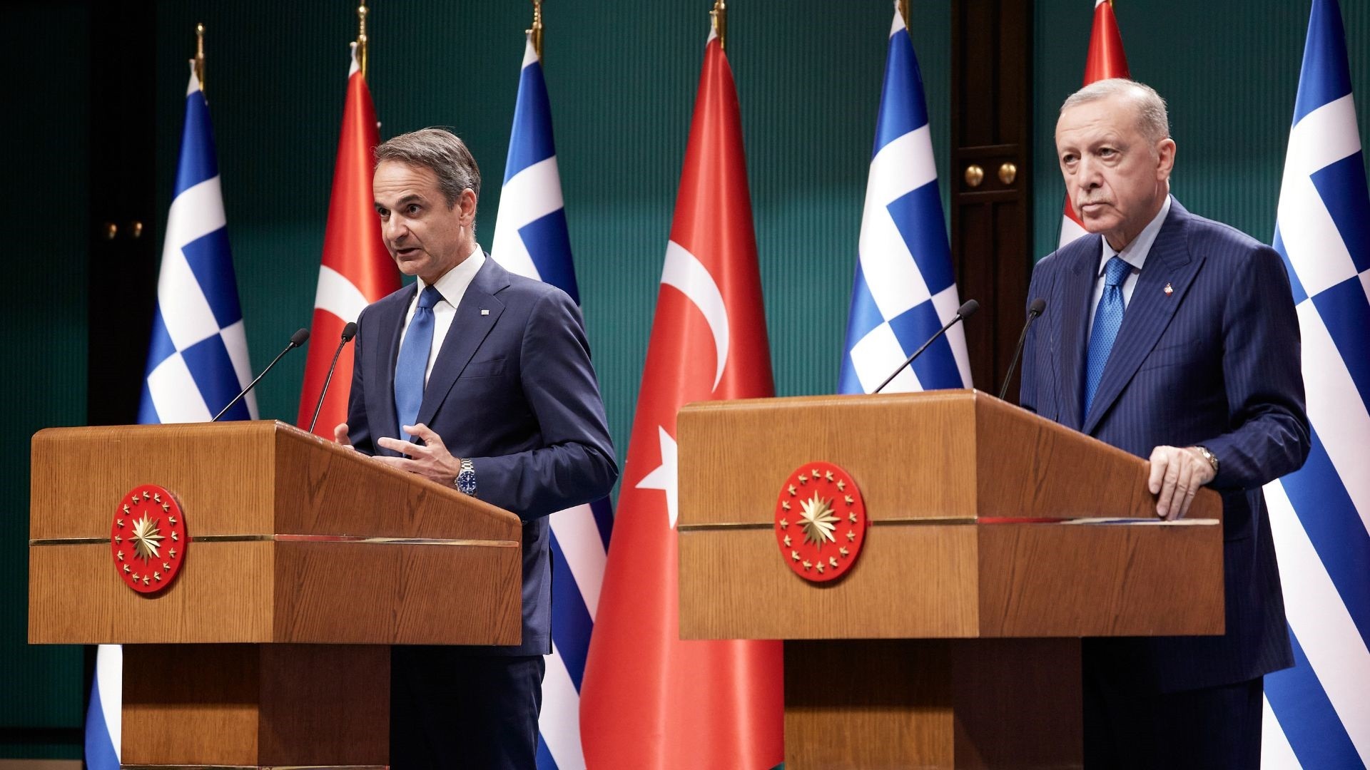 Συνάντηση Ερντογάν-Μητσοτάκη: Το παρασκήνιο πίσω από τις κλειστές ...