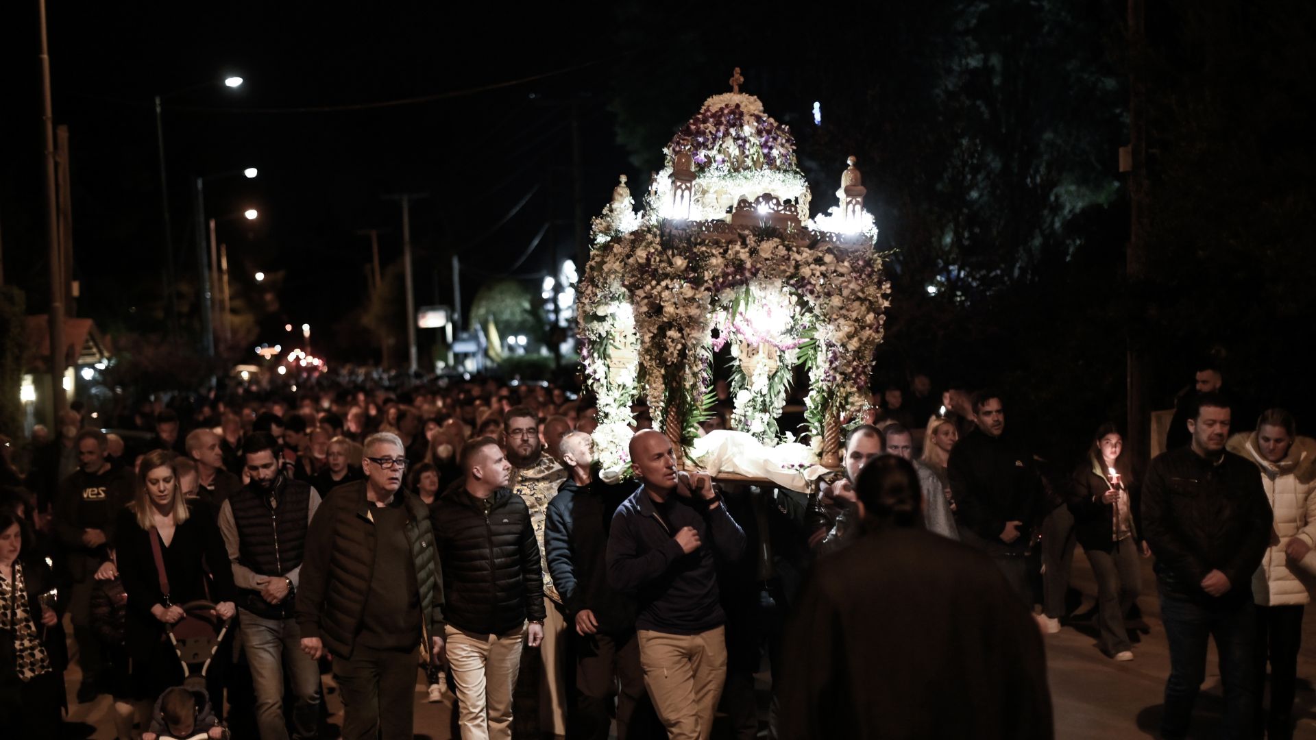 Ο καιρός του Πάσχα: Πώς θα γίνει η περιφορά του Επιταφίου, η Ανάσταση ...