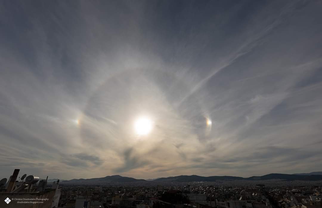 Fire Rainbow: Ο Θοδωρής Κολυδάς εξηγεί τι είναι το σπάνιο φαινόμενο που ...