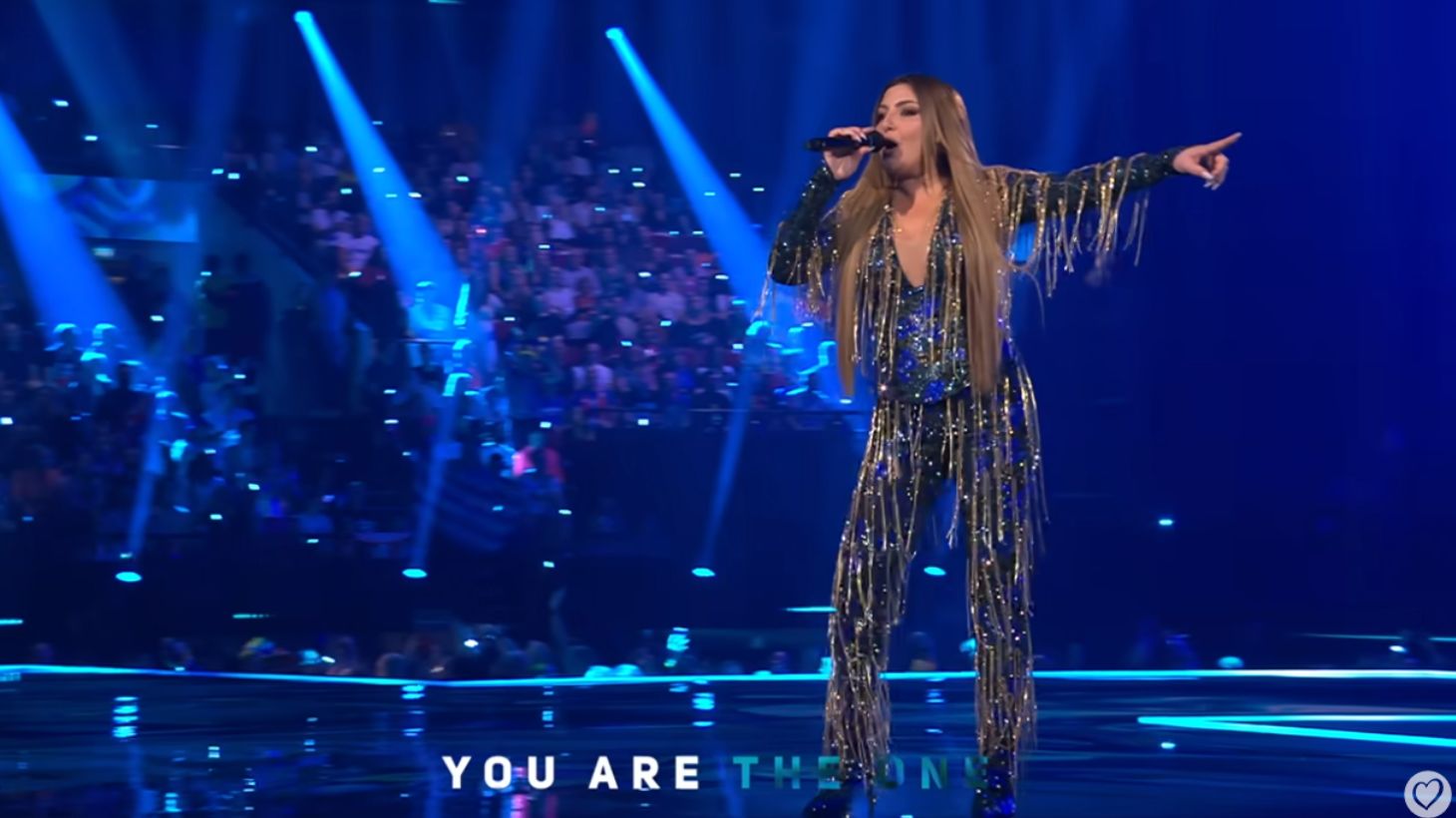 Eurovision: Αποθεώθηκε η Έλενα Παπαρίζου στη σκηνή του Β’ Ημιτελικού ...