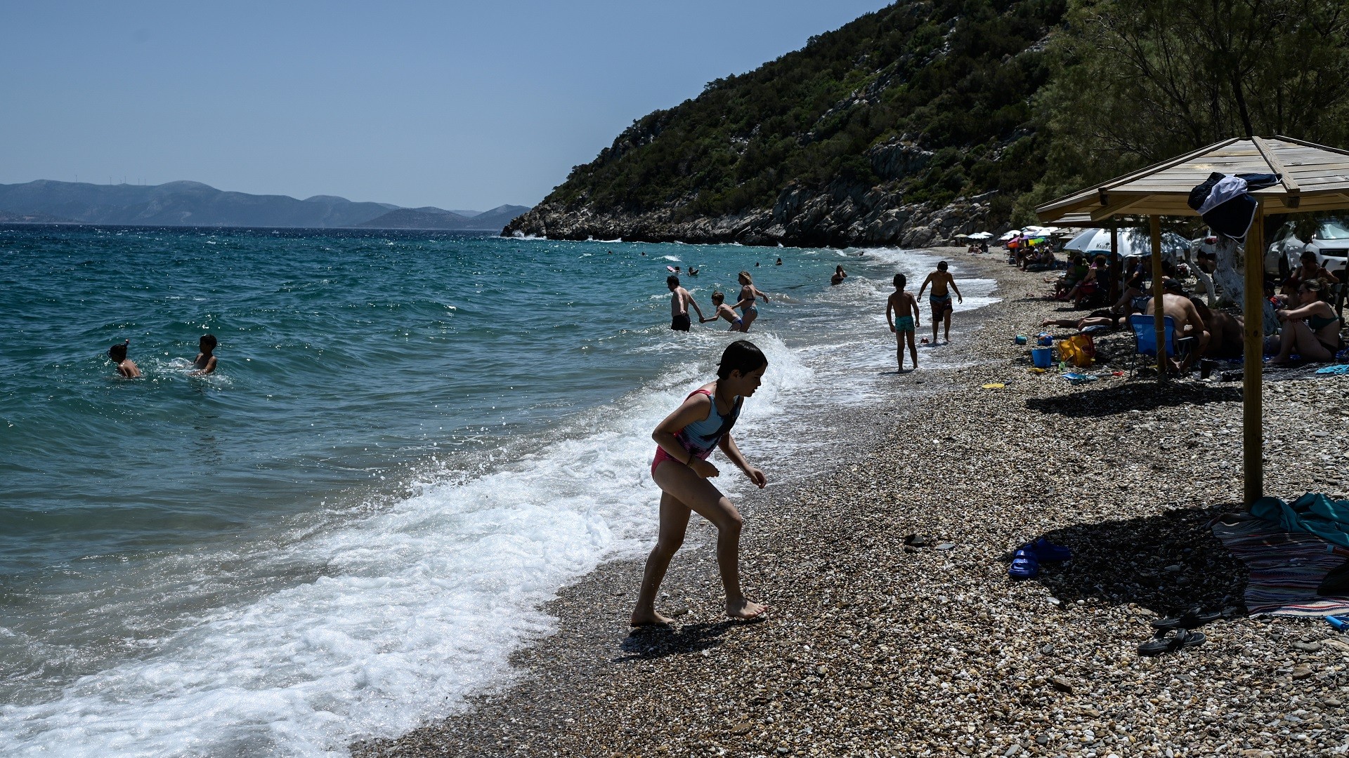 Αττική: Ποιες παραλίες είναι ακατάλληλες για κολύμβηση το 2025 ...