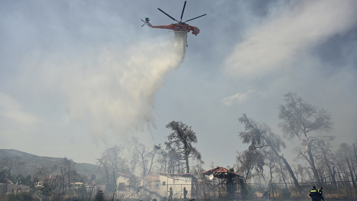 Βαρυμπόμπη: Χωρίς ενεργό μέτωπο η πυρκαγιά σε δασική έκταση | topontiki.gr