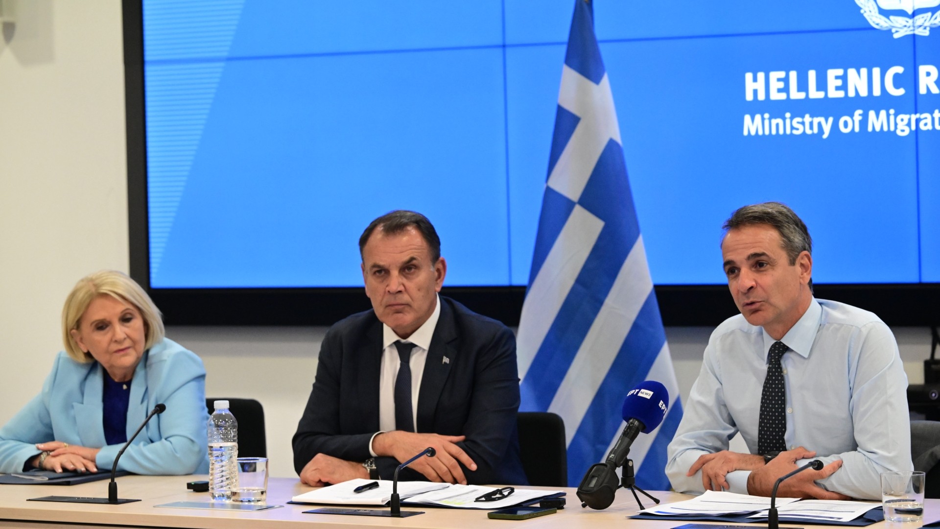 Μητσοτάκης στο υπουργείο Μετανάστευσης: Έχουμε δουλειάνα κάνουμε, αλλά ...