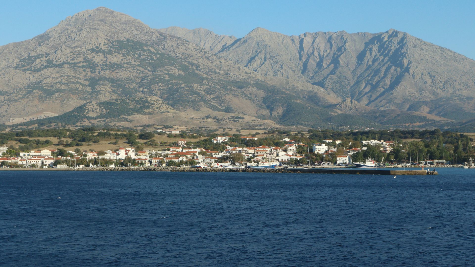 Σαμοθράκη: Διακοπές στο εναλλακτικό νησί με τις μικρές φυσικές πισίνες ...