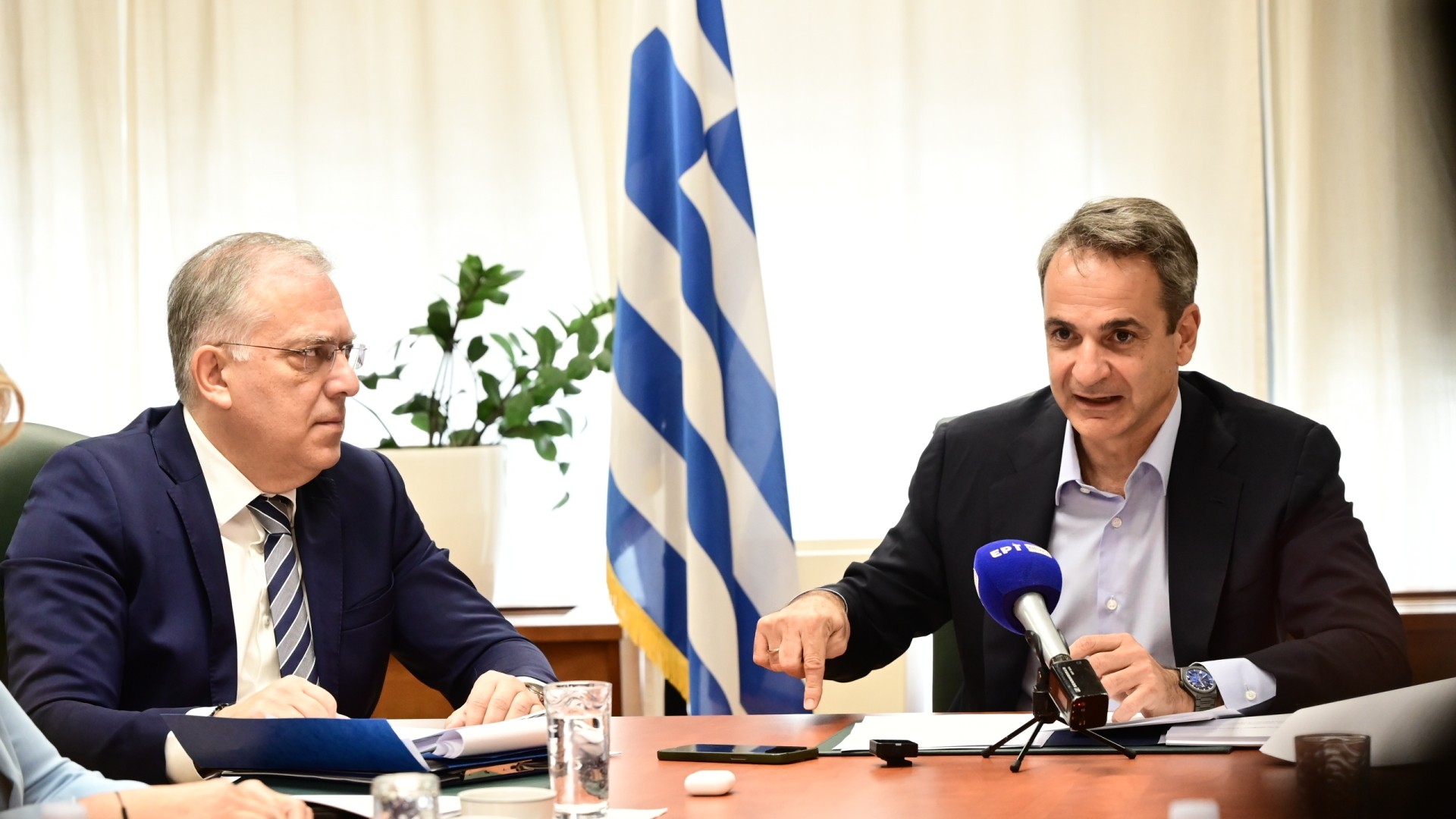 Οδικός χάρτης χωρίς νέα μέτρα για την μείωση των τιμών – Επιλέγονται οι ...