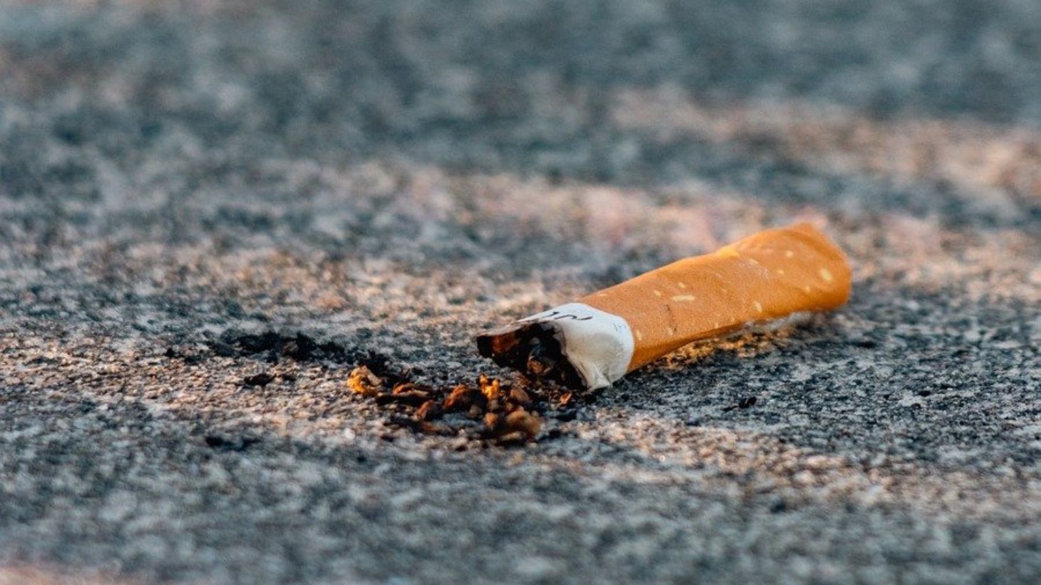 Καπνίζεις συστηματικά; Πόσα χρόνια ζωής σού στερεί κατά μέσο όρο το ...