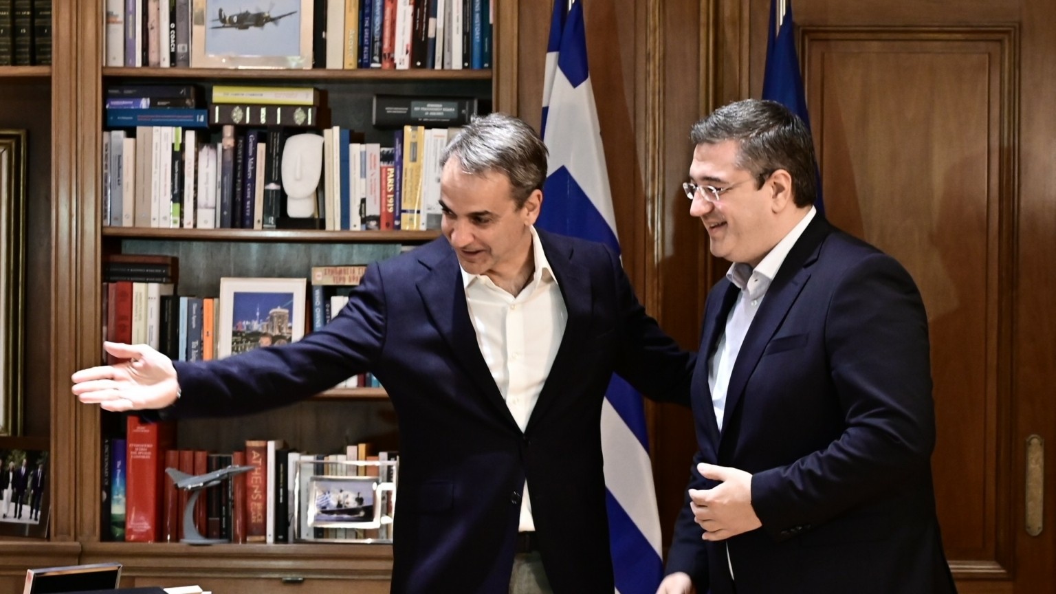 Επιλογή ευρωπαίου επιτρόπου: Ο κύβος ερρίφθη υπέρ του Απόστολου ...