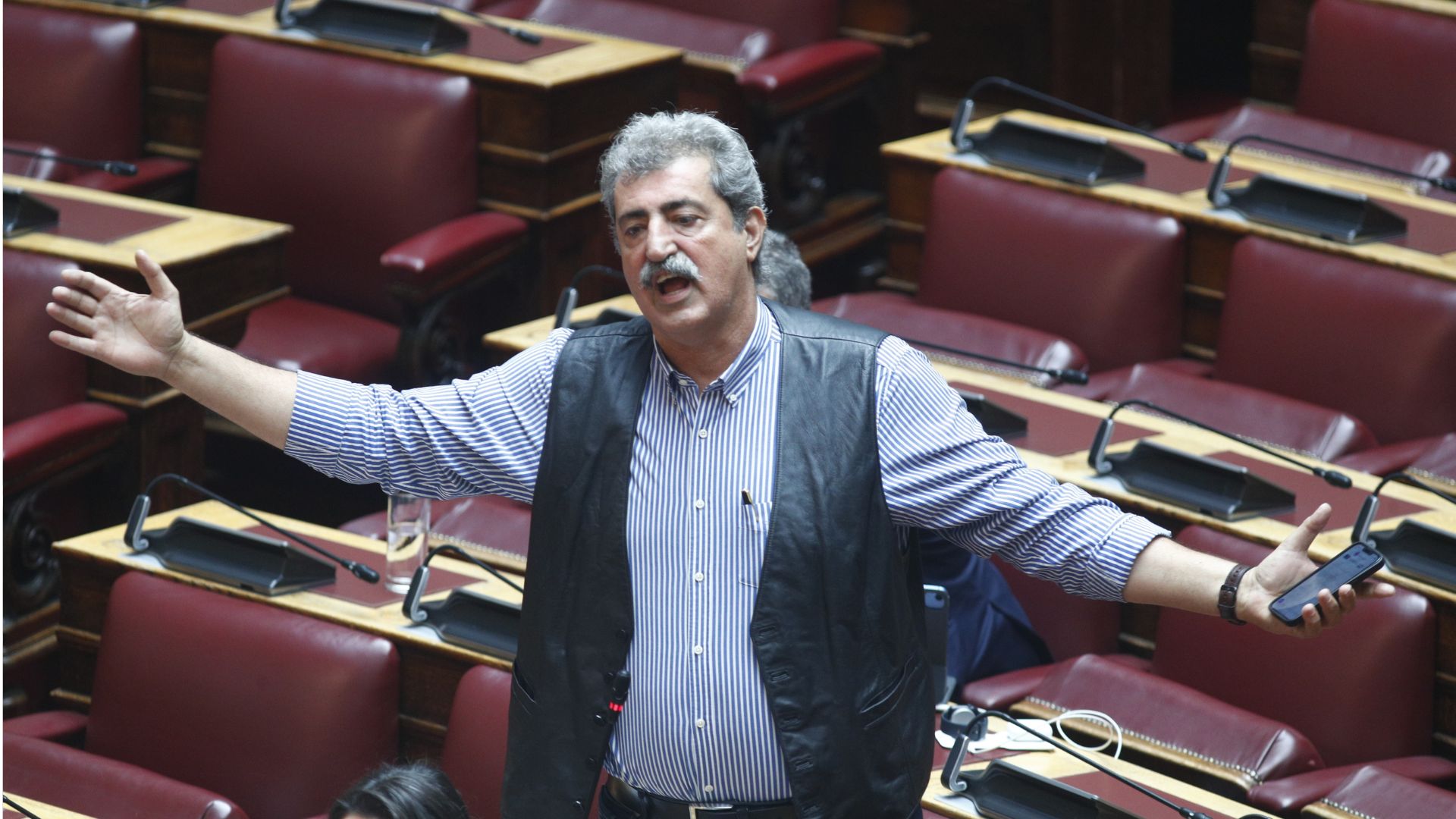 Ο Πολάκης επανέρχεται για τις πυρκαγιές: «Στα χαρτιά έργα 145 εκατ ...