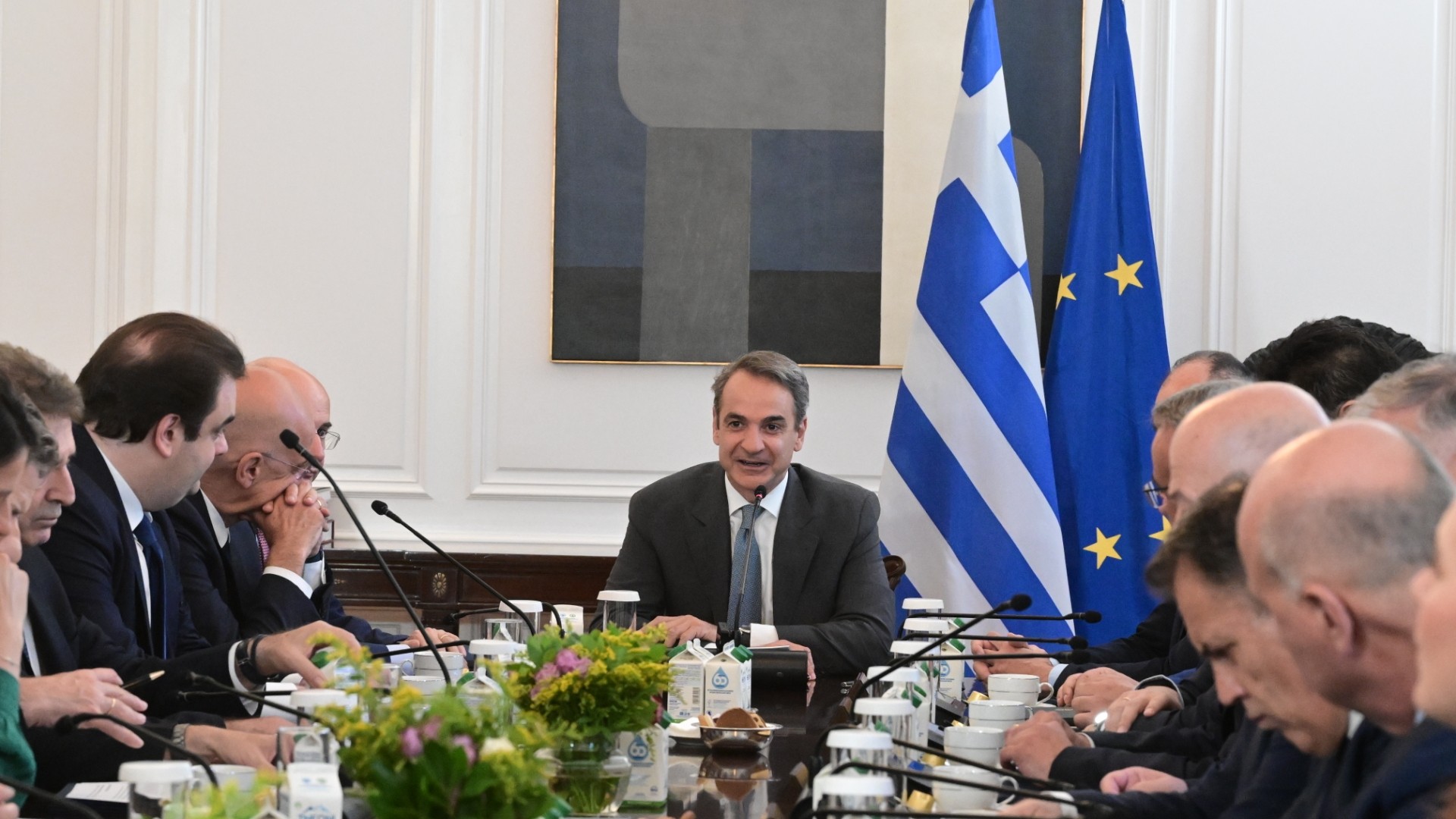 Μητσοτάκης στο Υπουργικό Συμβούλιο: Οι πυρκαγιές δοκιμάζουν τη χώρα, τα ...