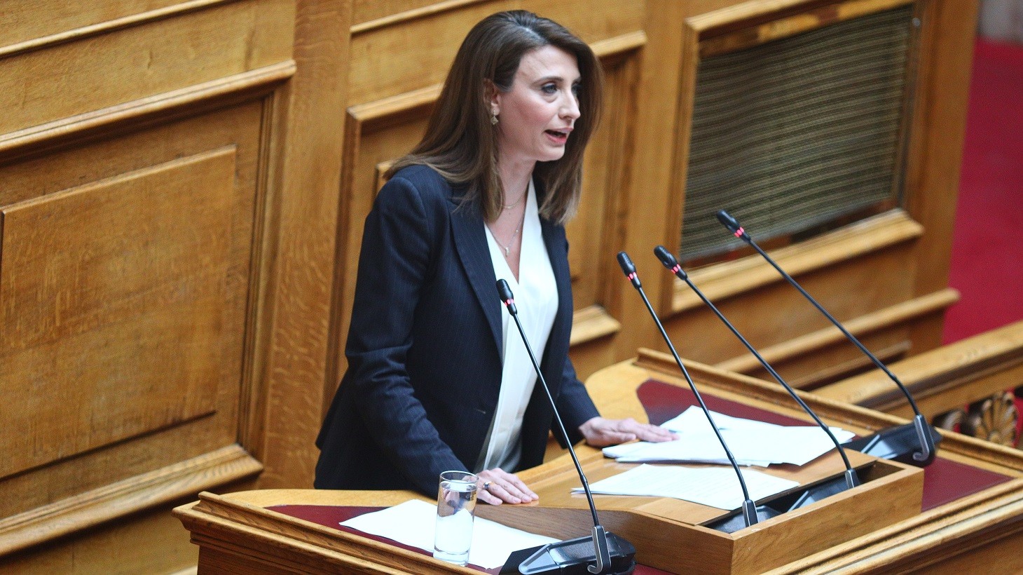 Κασιμάτη: «Εγώ στη θέση του Κασσελάκη θα ήμουν υποψήφια – Η βάση μας ...