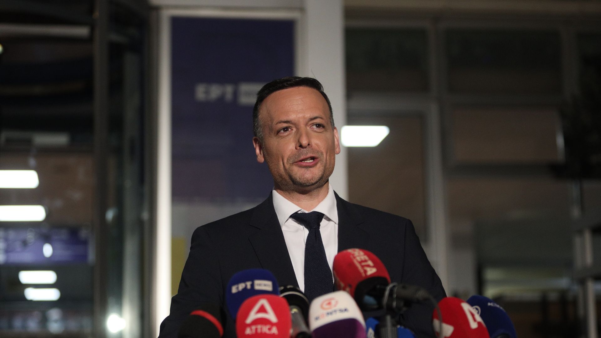 Οι τρεις αναρτήσεις που προκάλεσαν την έκρηξη Δούκα – Τα «γέλια» των ...