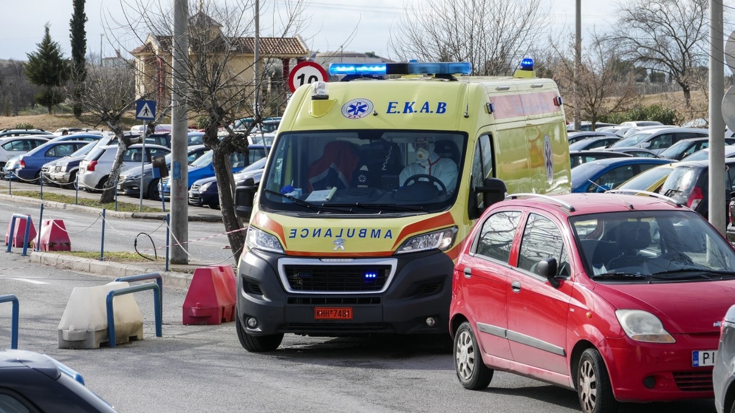 Ψυχικό: Στο νοσοκομείο μαθητής που κατανάλωσε στικ νικοτίνης στο ...