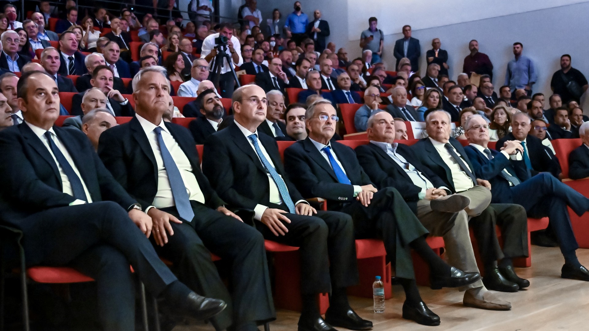 Διάχυτη δυσαρέσκεια και ενόχληση στην Κ.Ο. της Ν.Δ. | topontiki.gr