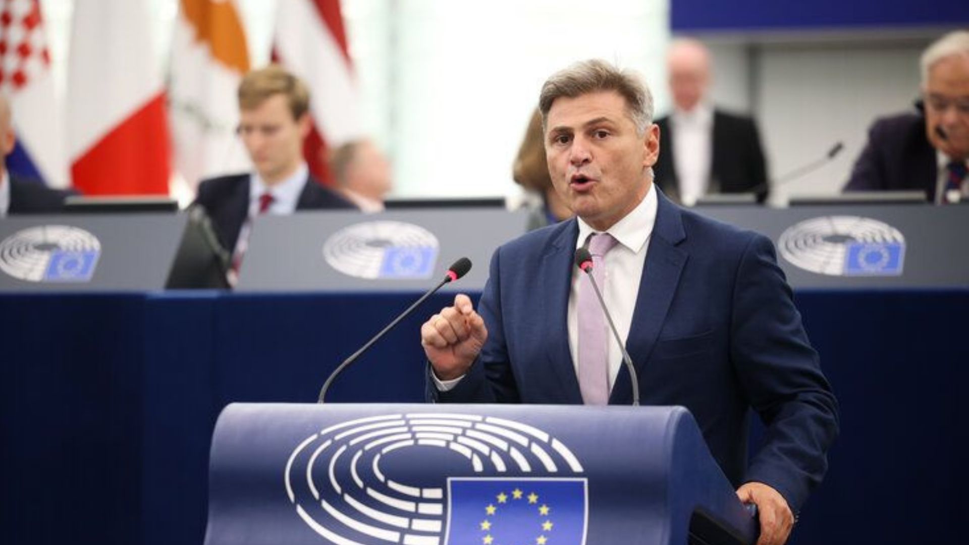 Φαραντούρης: Ποιος ΟΠΕΚΕΠΕ; Έρχεται κι άλλη έρευνα για το Ταμείο ...