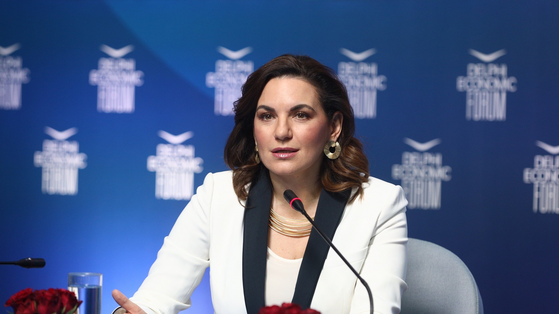 Όλγα Κεφαλογιάννη: Ψήφισα τη ρύθμιση για τη γονική μέριμνα μαζί με 179 ...