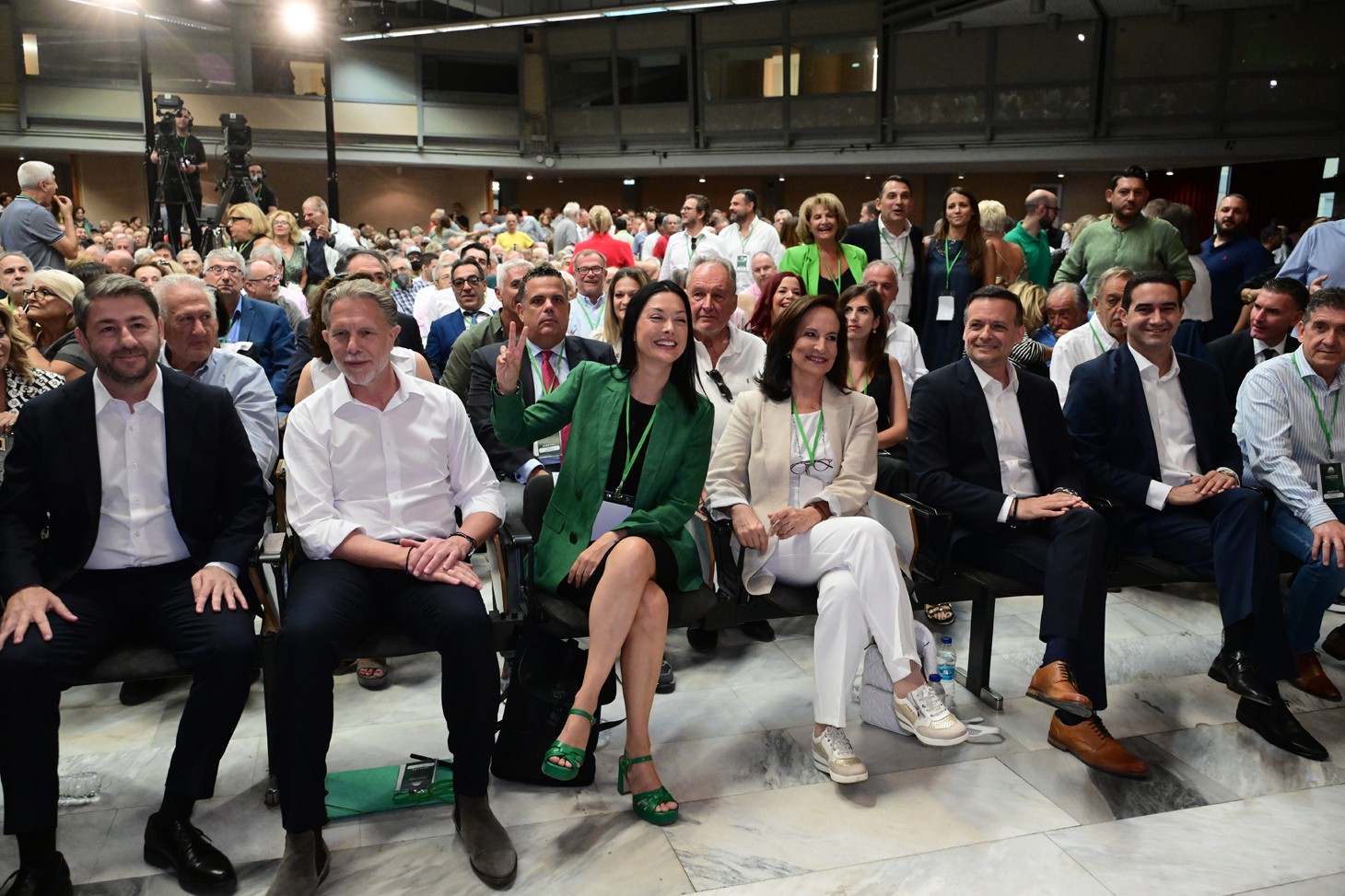 Κέρδη και απώλειες στην Κ.Ε. του ΠΑΣΟΚ | topontiki.gr