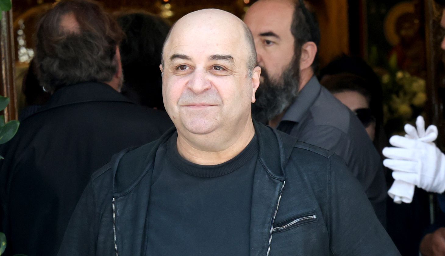 Μάρκος Σεφερλής: «Η σάτιρα δεν έχει όρια, η δημοσιογραφία έχει;» – Νέα ...