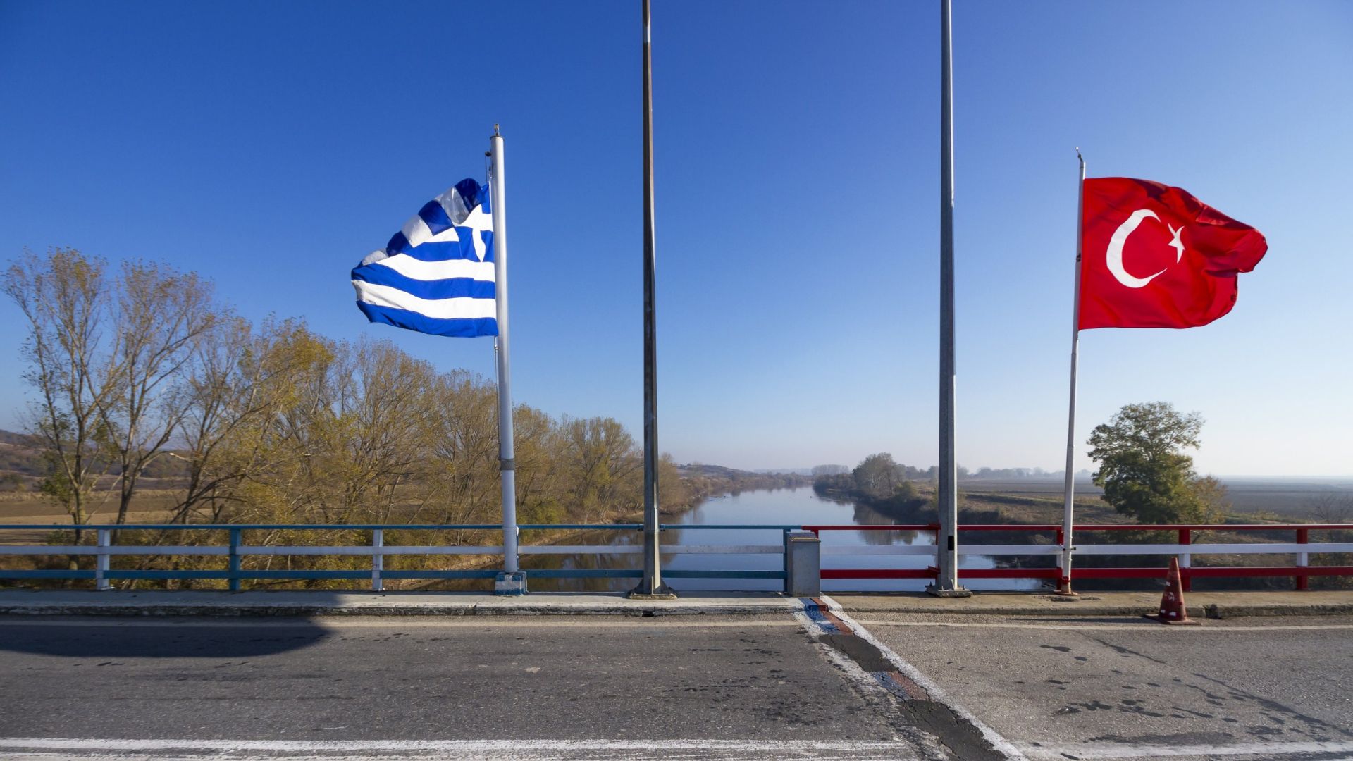 Η Τουρκία σχεδιάζει να «σηκώσει» φράχτη στα σύνορα με την Ελλάδα ...