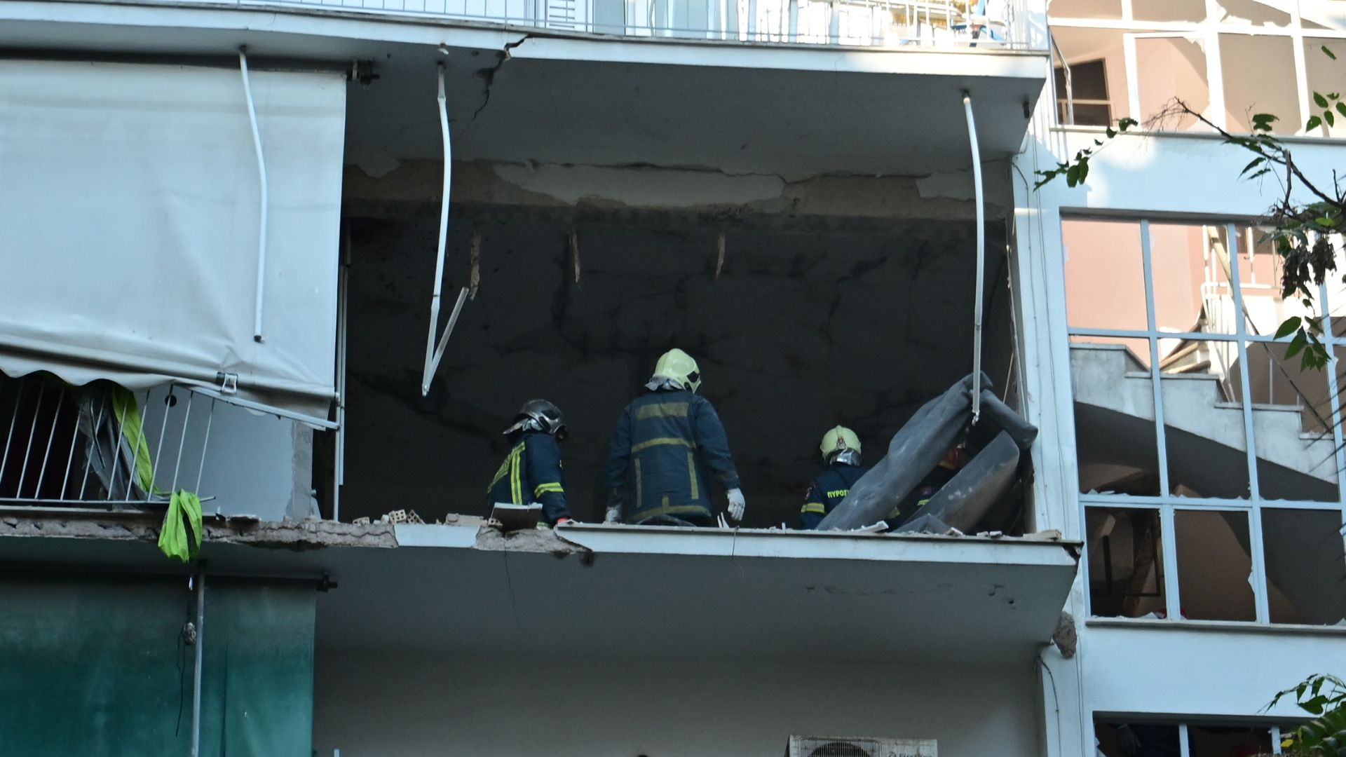 ΕΛΑΣ για έκρηξη στους Αμπελόκηπους: Πυροδοτήθηκε εκρηκτικός μηχανισμός ...