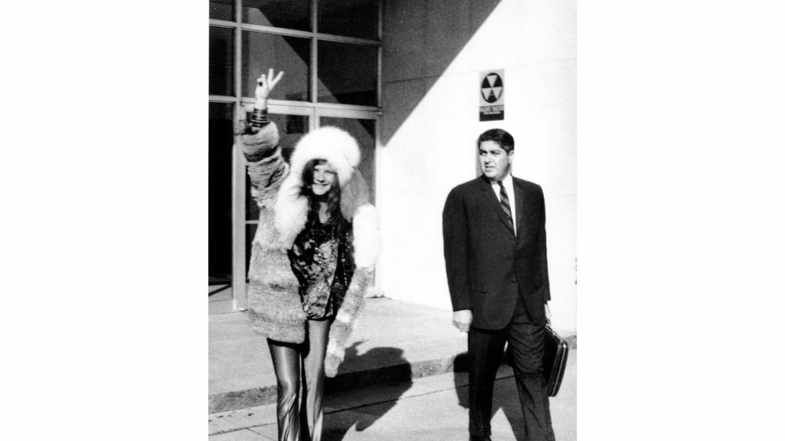 Janis Joplin: Σαν σήμερα «έφυγε» η φωνή που «έκανε έρωτα σε χιλιάδες ...