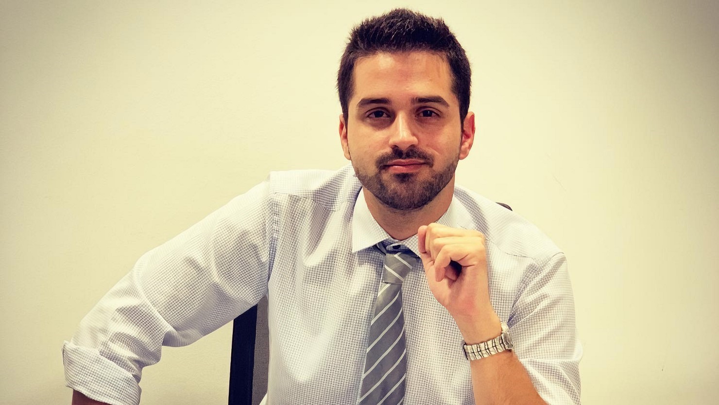 Ο Θεοδωρόπουλος του σκανδάλου με τα emails μιλά για Τραμπ και εκτρώσεις ...