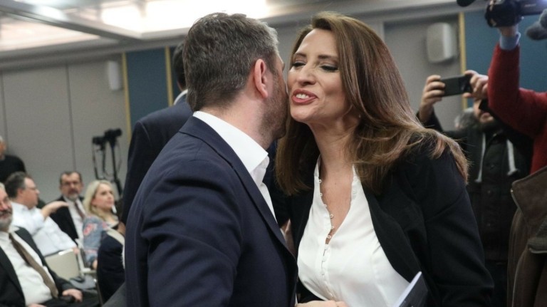 Η Νίνα Κασιμάτη στα ραντάρ της Χαριλάου | topontiki.gr