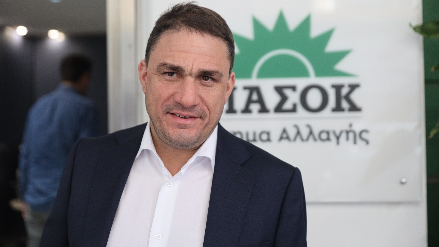 Τσουκαλάς: «Το να μιλά για αξιολόγηση η ΝΔ των ρουσφετιών, της γαλάζιας ...