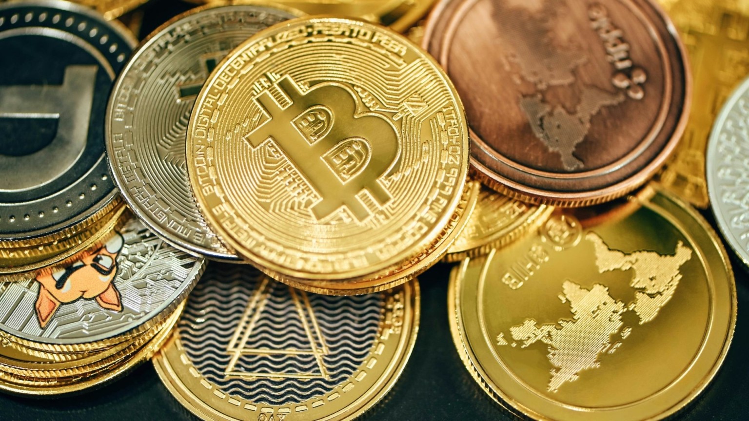 Νότια Κορέα: Ανταλλακτήριο κρυπτονομισμάτων μοίρασε κατά λάθος bitcoins ...