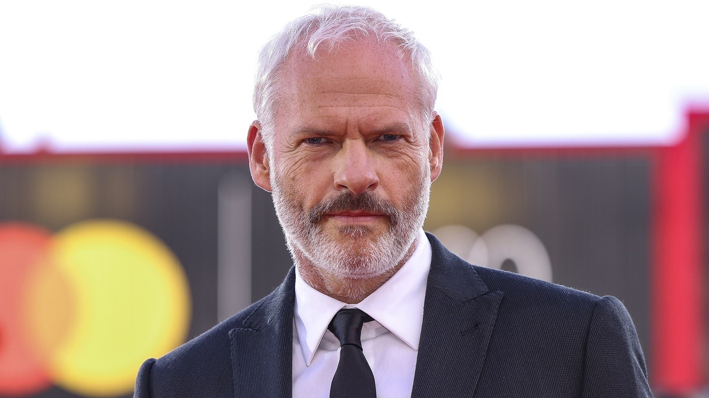 «Wild Horse»: Ο Martin McDonagh επιστρέφει στη μεγάλη οθόνη – Με ...