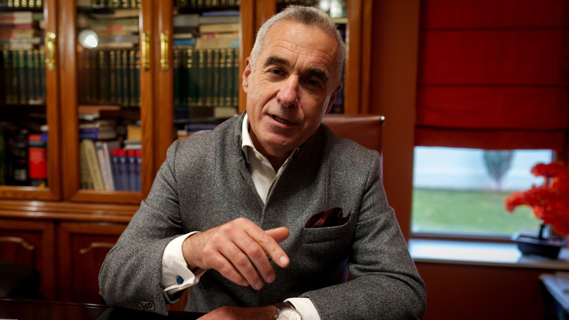 Ρουμανία: Στο Ευρωπαϊκό Δικαστήριο προσφεύγει ο ακροδεξιός υποψήφιος ...
