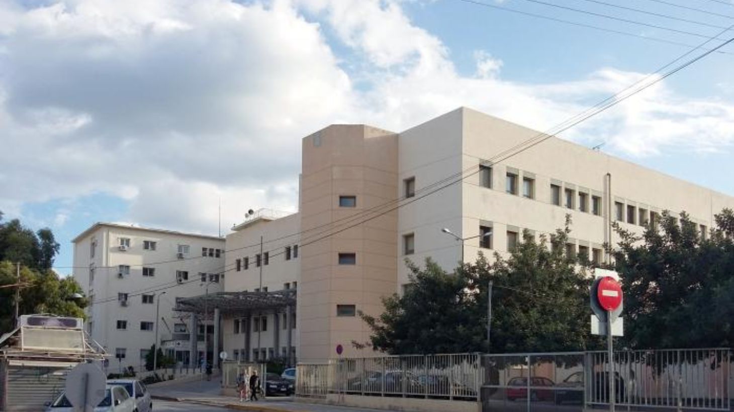 ΣΥΡΙΖΑ: «Καταρρέει με τις ‘‘ευλογίες’’ της κυβέρνησης το Νοσοκομείο ...
