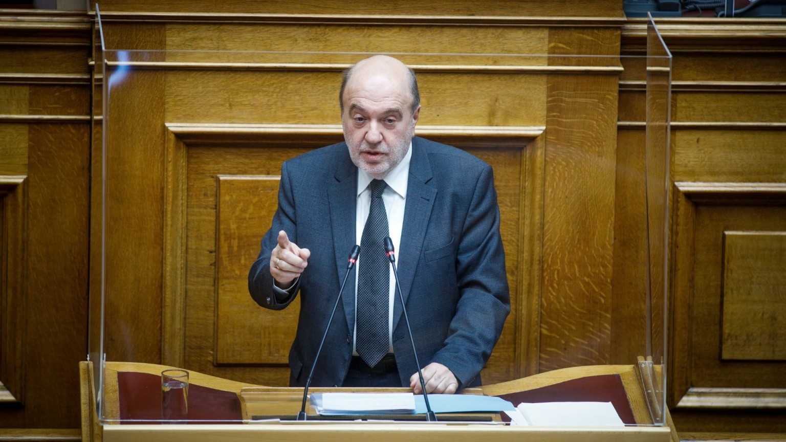 Αλεξιάδης για γκάλοπ: Προφανώς κάτι κάνουμε λάθος εμείς – Η ...