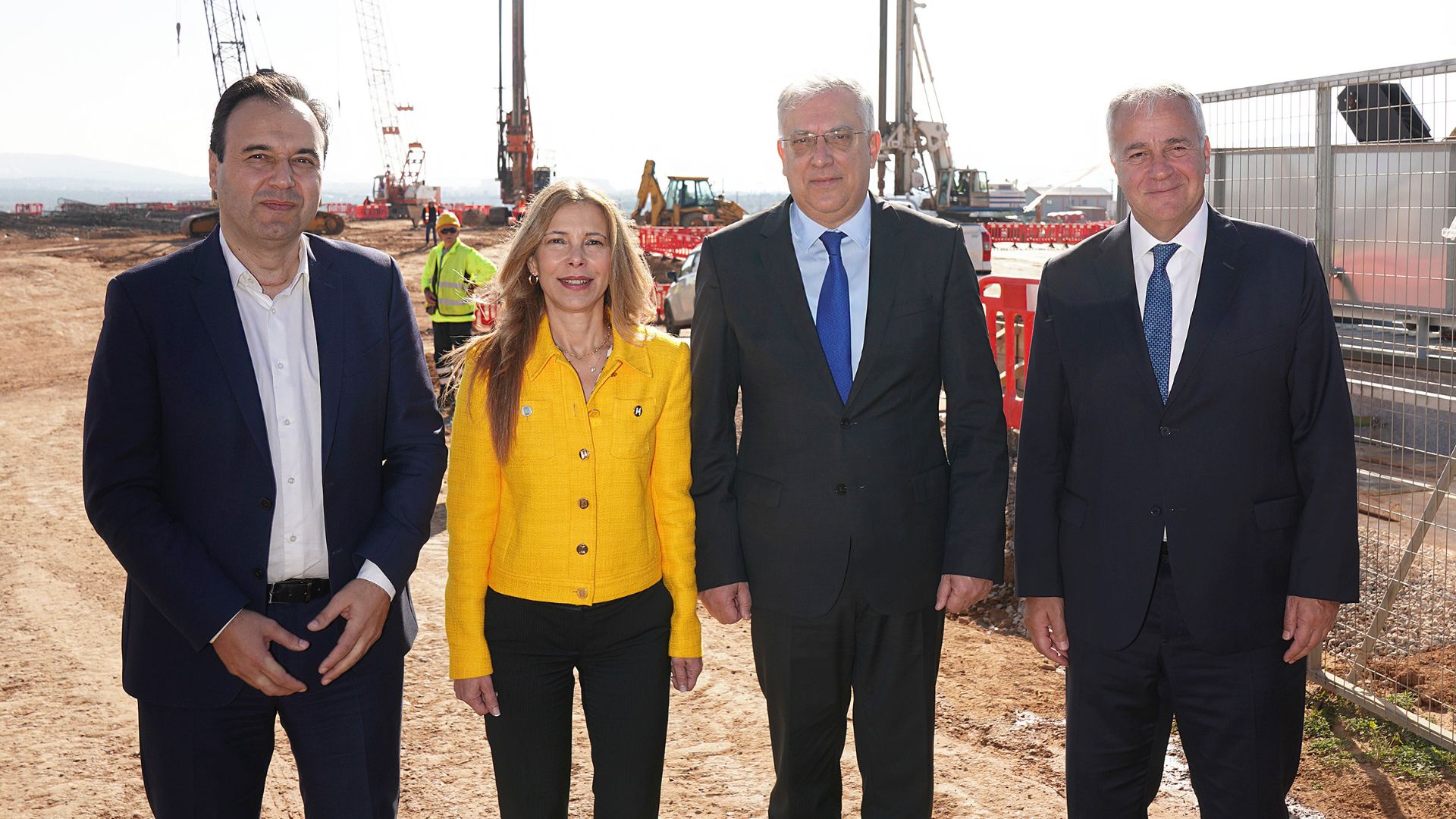 Microsoft: Προχωρούν οι εργασίες κατασκευής των Data Center σε Σπάτα και Παιανία | topontiki.gr