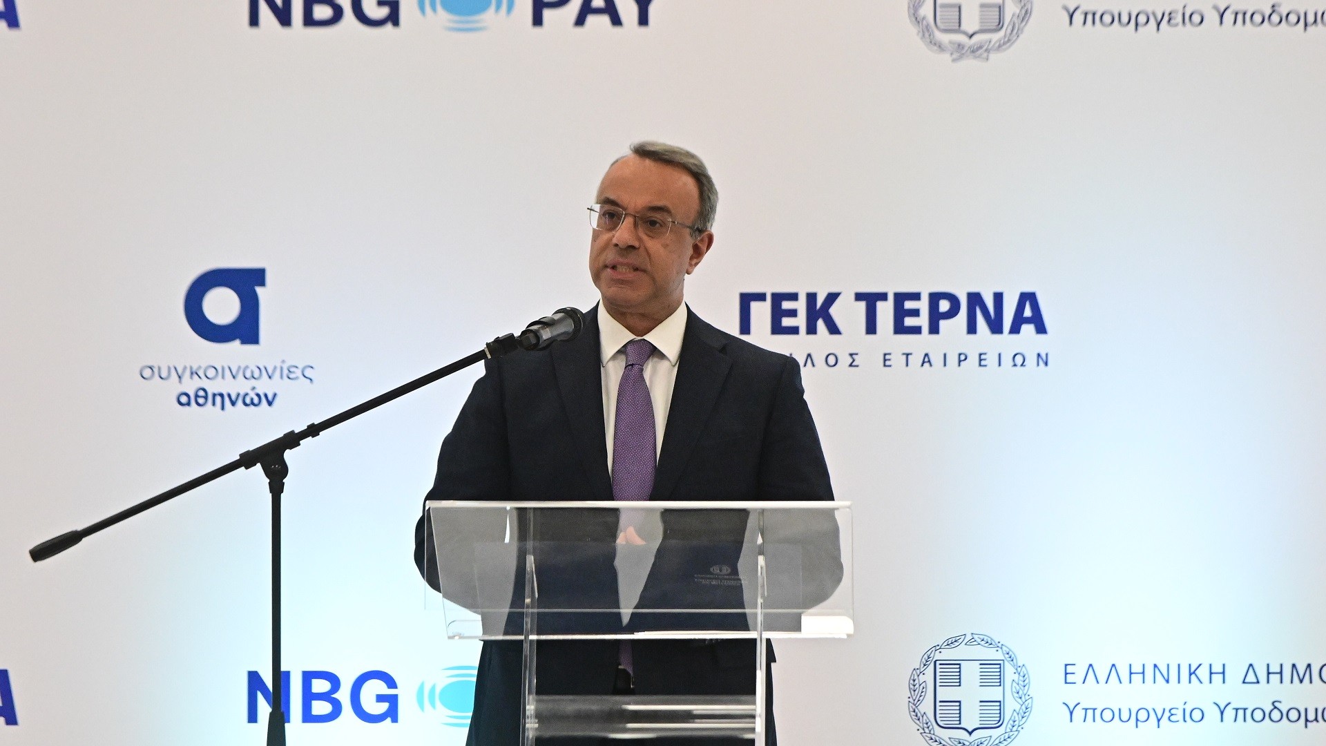 Τέμπη – Δήλωση σοκ από Σταϊκούρα: Δεν βάζει το χέρι του στη φωτιά ότι ...