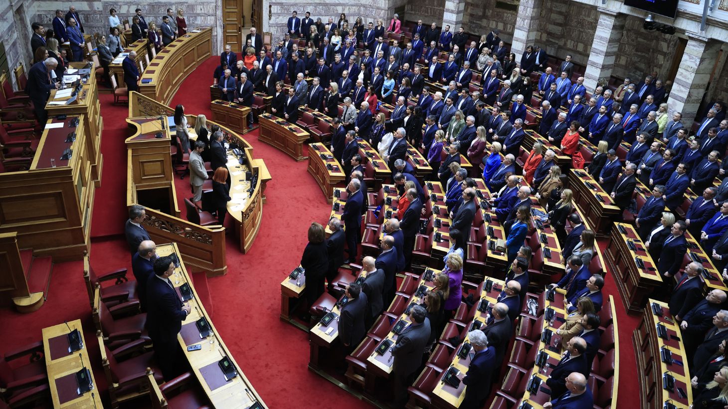 Οι σκληροί και οι… σπουργιτόψυχοι του Μαξίμου, ο ρόλος της ...