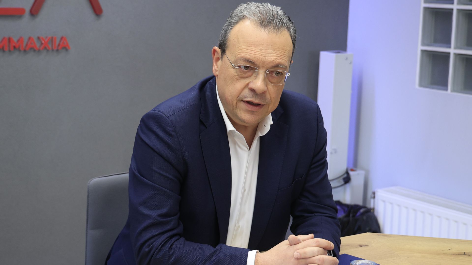 ΣΥΡΙΖΑ: Αντίστροφη στρατηγική από ΠΑΣΟΚ για τα Τέμπη | topontiki.gr