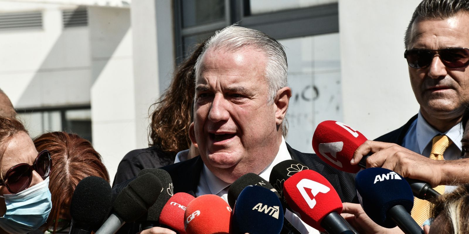 Ο Σάκης Κεχαγιόγλου αποχαιρετά τον Αλέξη Κούγια | topontiki.gr