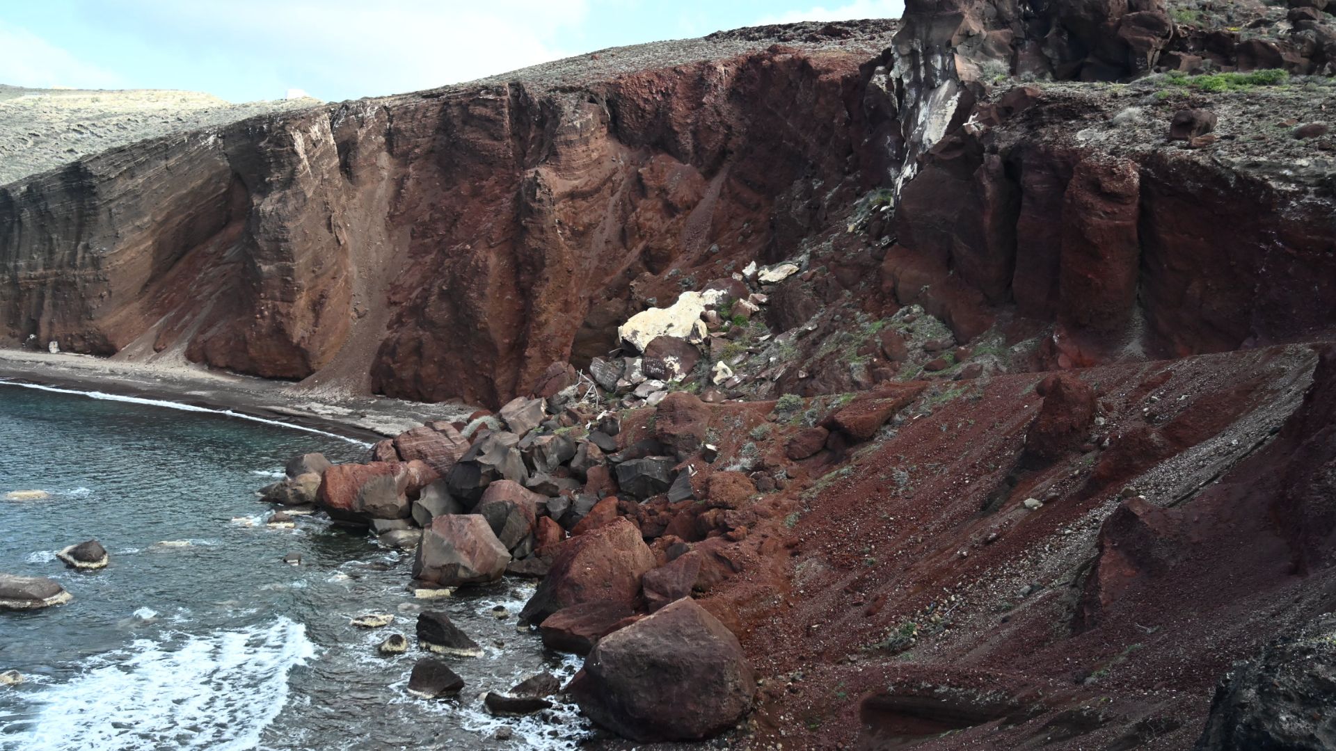 Σεισμοί στη Σαντορίνη: Σε κατάσταση έκτακτης ανάγκης ο Δήμος Θήρας ...