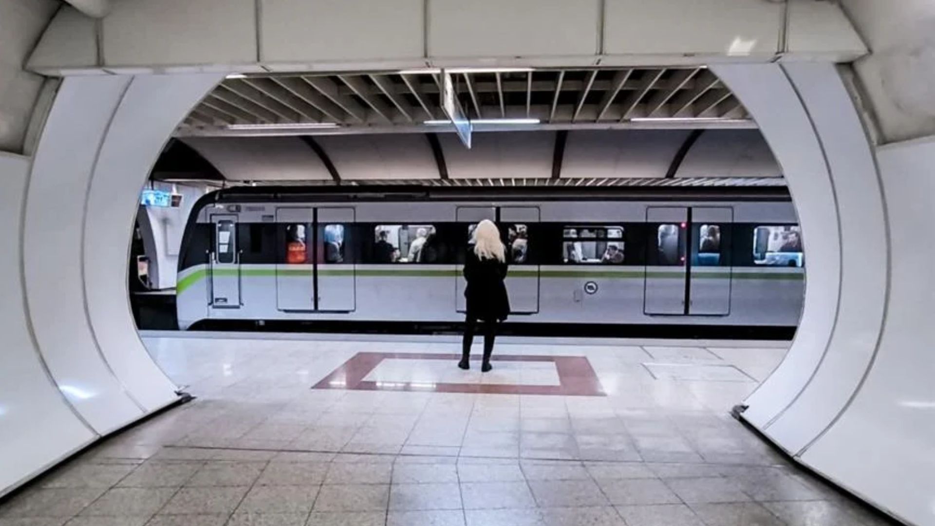 Προειδοποιητική στάση εργασίας ανακοίνωσε η ΣΤΑΣΥ σε μετρό, ηλεκτρικό ...
