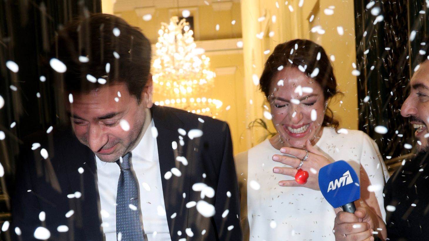 Δόμνα Μιχαηλίδου: Παντρεύτηκε με τον αγαπημένο της λίγο πριν γίνουν ...