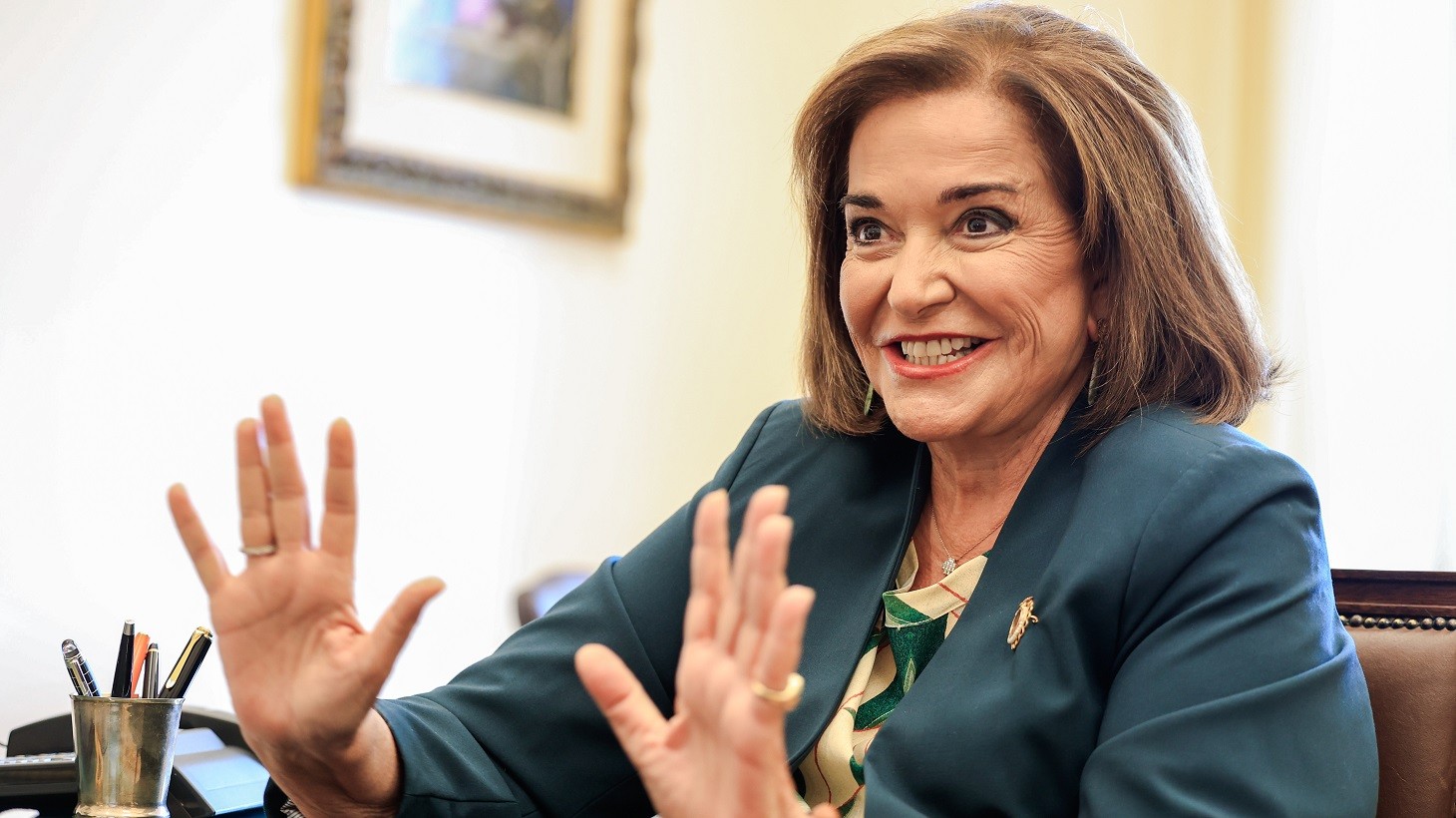 Η ακούσια προφητική αναφορά της Ντόρας Μπακογιάννη στο… ηφαίστειο της ...