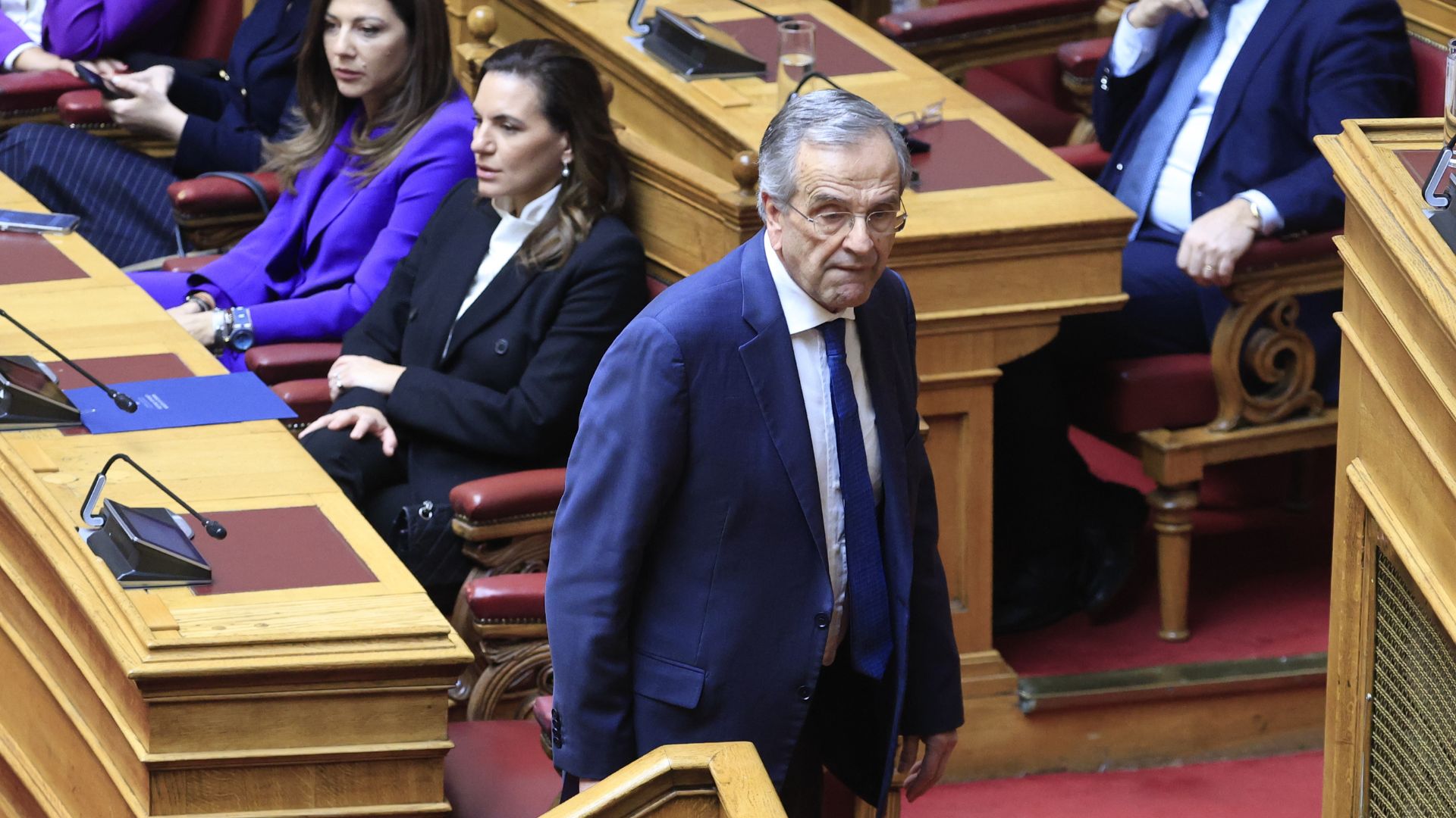 Το μετέωρο βήμα του Αντώνη Σαμαρά | topontiki.gr