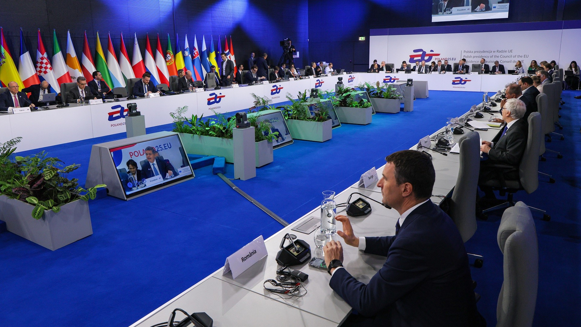 Η ΕΕ ψάχνει τρόπους να αποφύγει ή να προετοιμαστεί για τους νέους ...