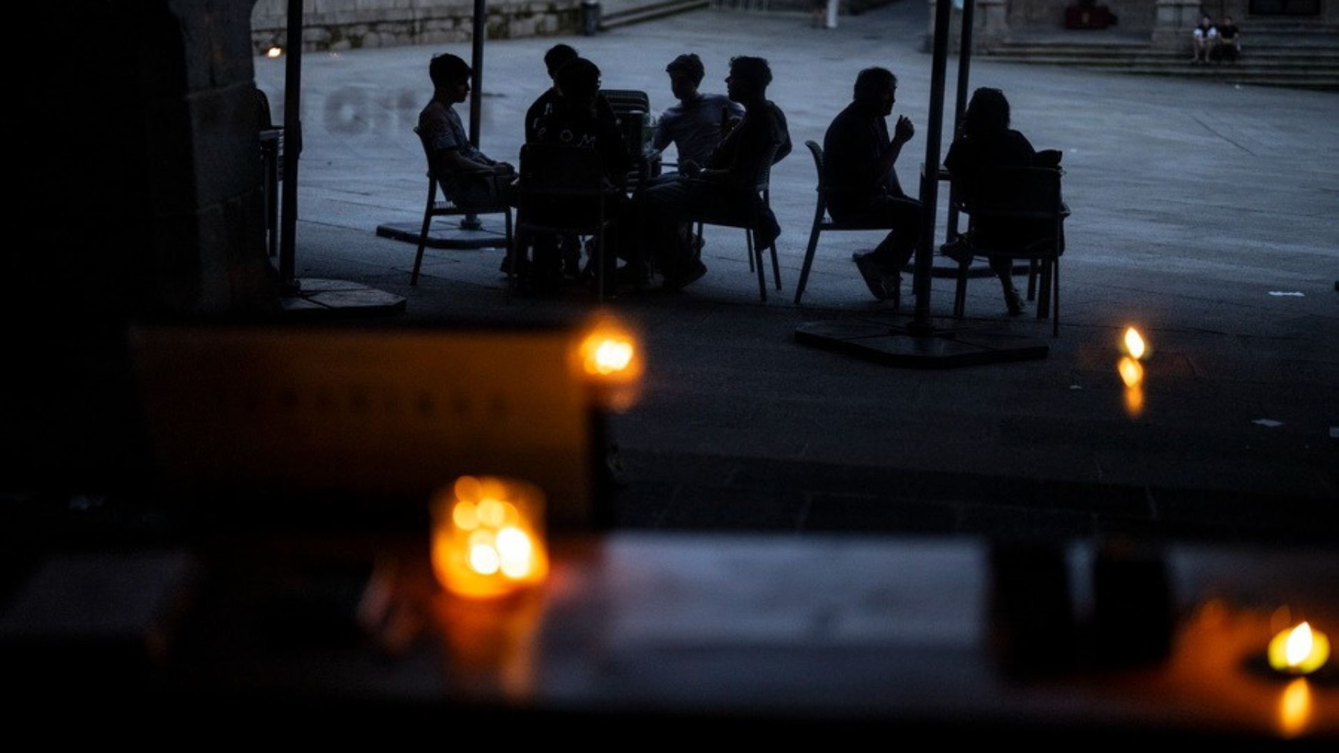 Πέντε νεκροί από το μπλακ άουτ στην Ισπανία, μεταξύ τους τριμελής ...
